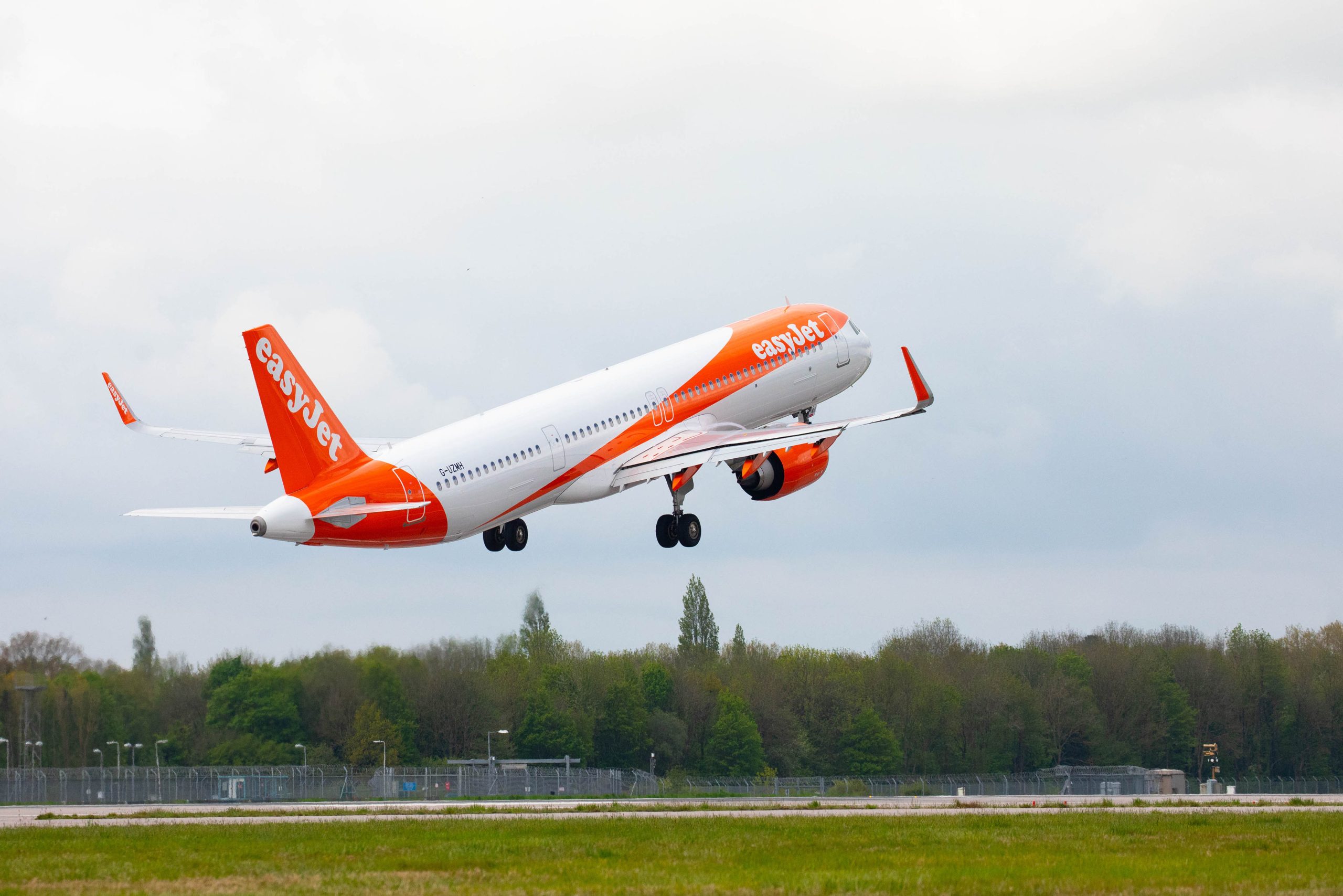 Aviator Signs Agreement with easyJet to Support Airline’s Operations at ...